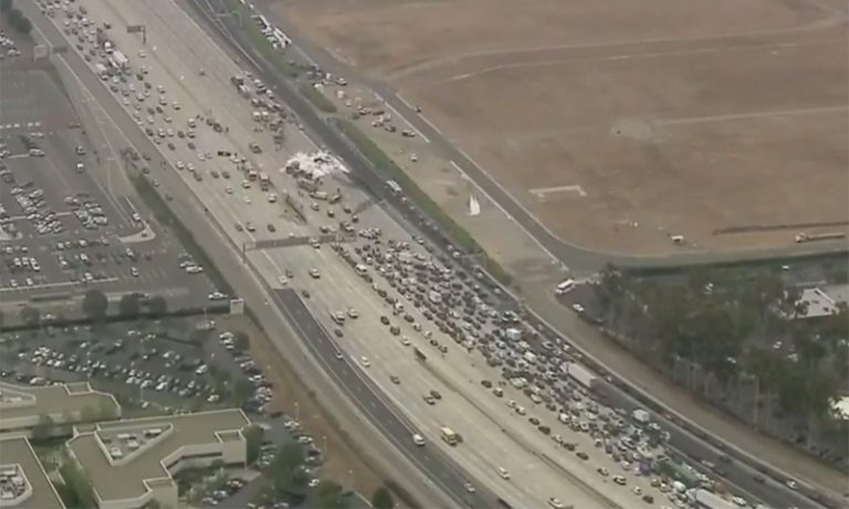 Traffic On Interstate 405 Brought To A Standstill After Plane Crashes ...